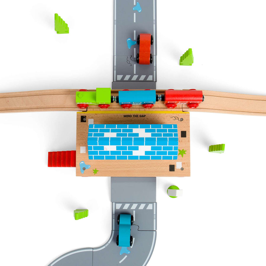London Overground Station | Wooden Railway | Bigjigs Toys