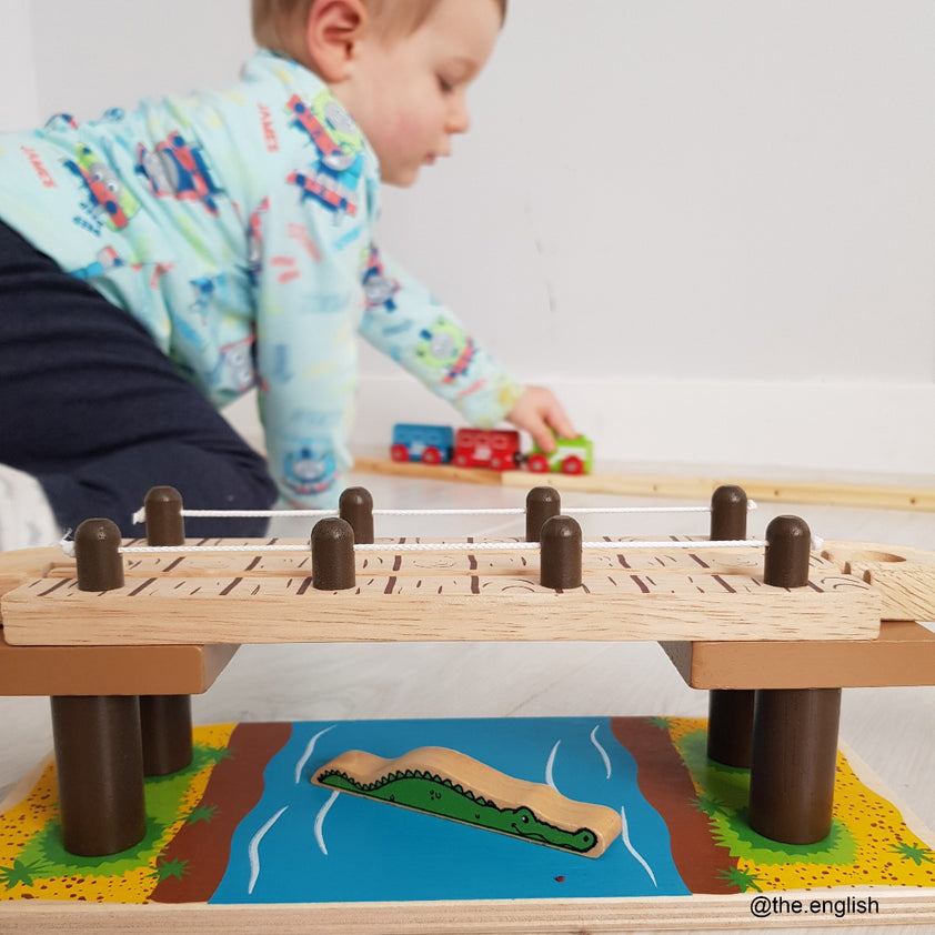 Safari Rope Bridge | Wooden Train Set Accessories | Bigjigs Rail ...